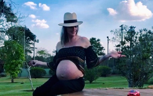 Fernanda Lima exibe barrigão na reta final da gravidez em dia ...