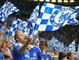 Torcedor do Chelsea é esfaqueado antes do duelo com o Galatasaray ...