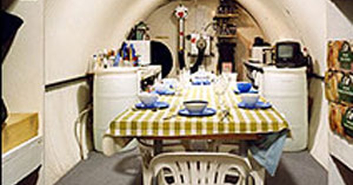 G1 - Espanhóis criam bunkers para se proteger do 'fim do mundo ...