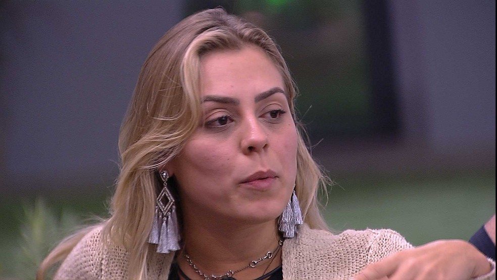 Isabella imagina futuro do jogo: 'A gente vai ter que se votar' | casa ...