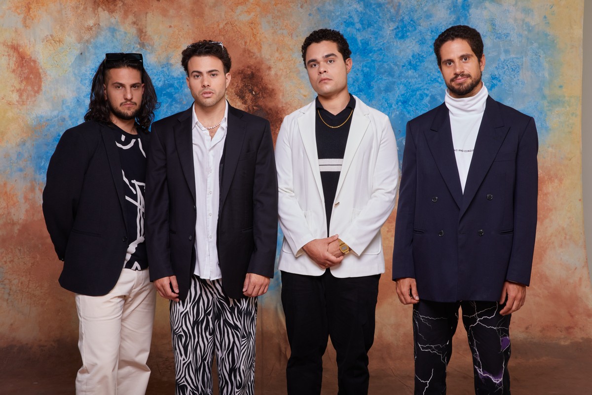 Banda Lagum lança álbum 'mais denso' em que resgata gravações de ...