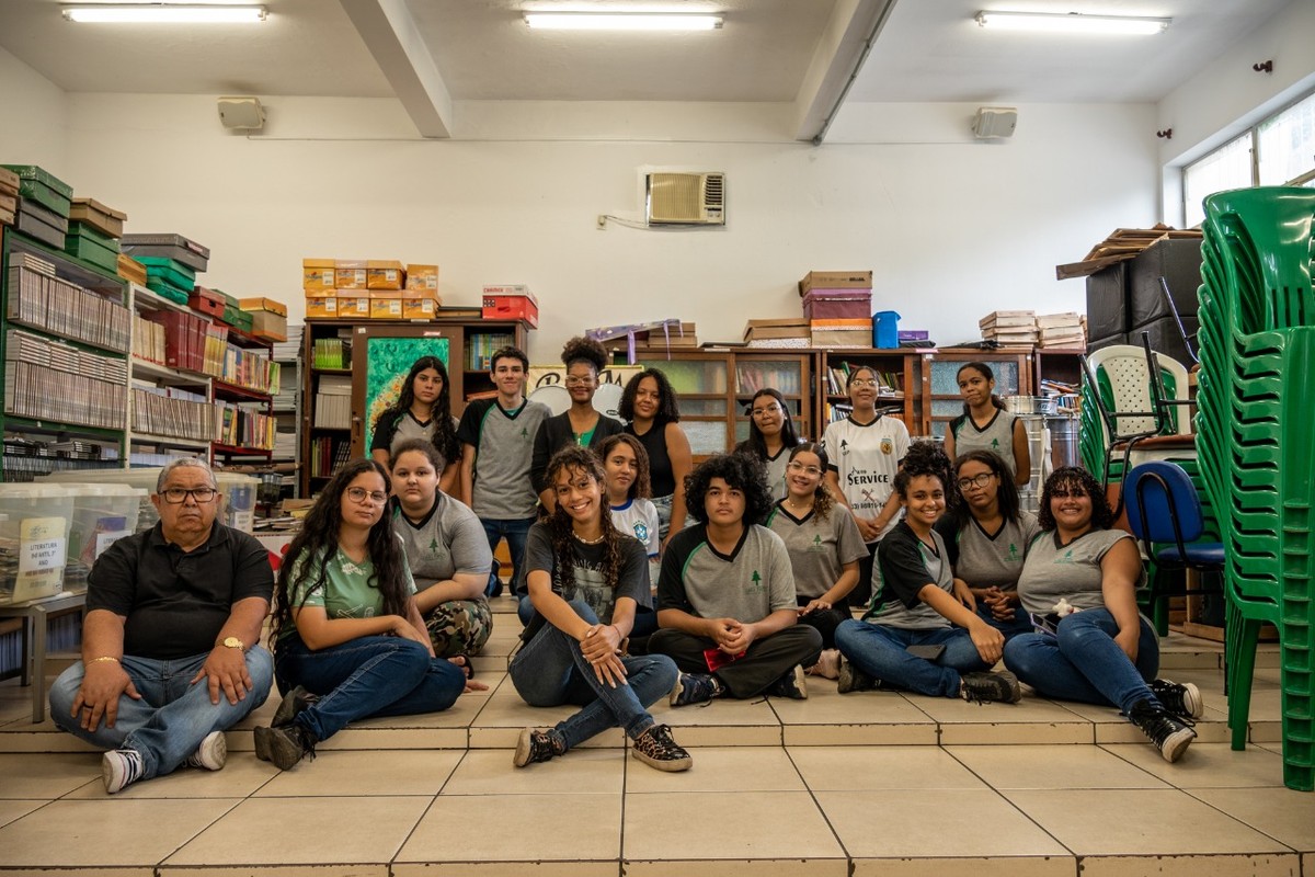 Mostra fotográfica apresenta visão de alunos sobre escola Israel ...