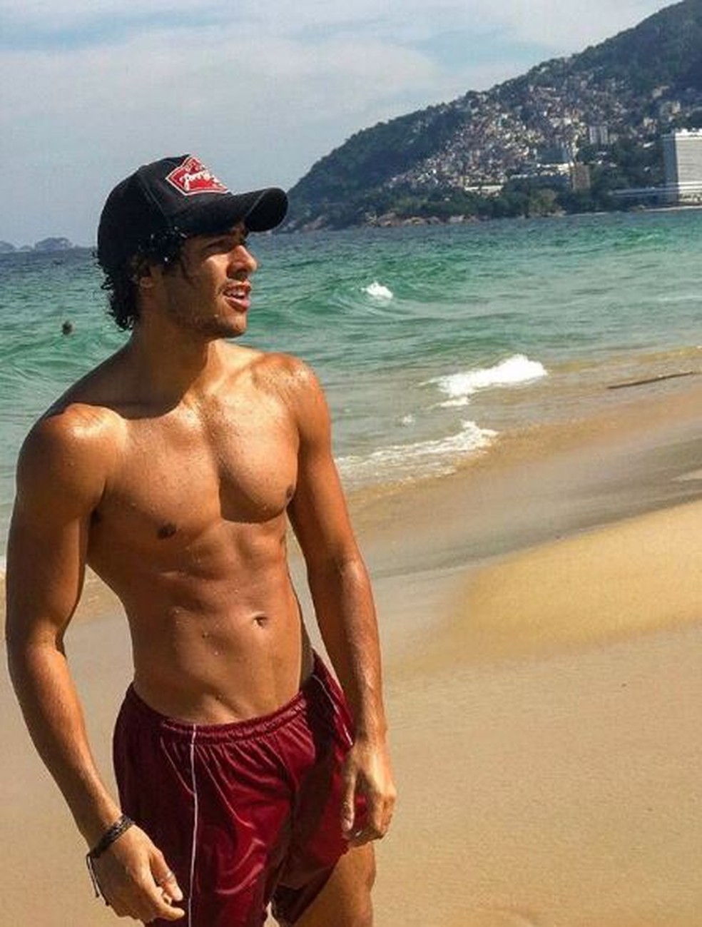 Conheça o estreante Igor Fernandez, o poeta das ruas de 'Bom Sucesso ...