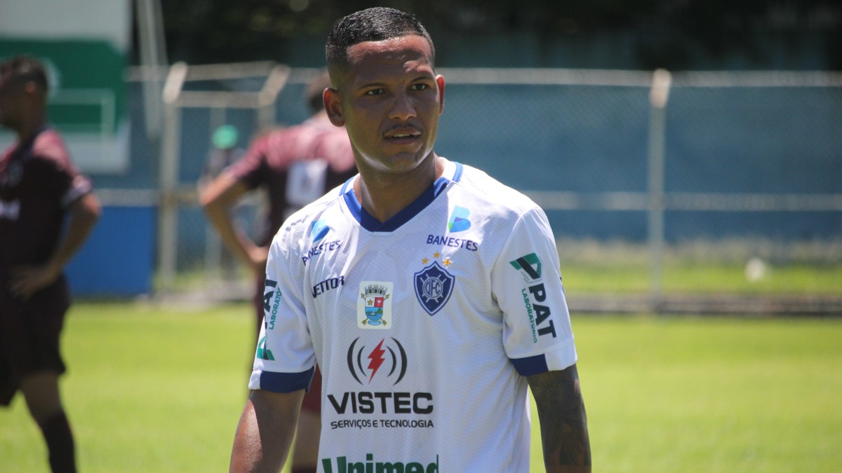 Vitória-ES acerta retorno do meia Carlos Vitor para a disputa da Copa ...