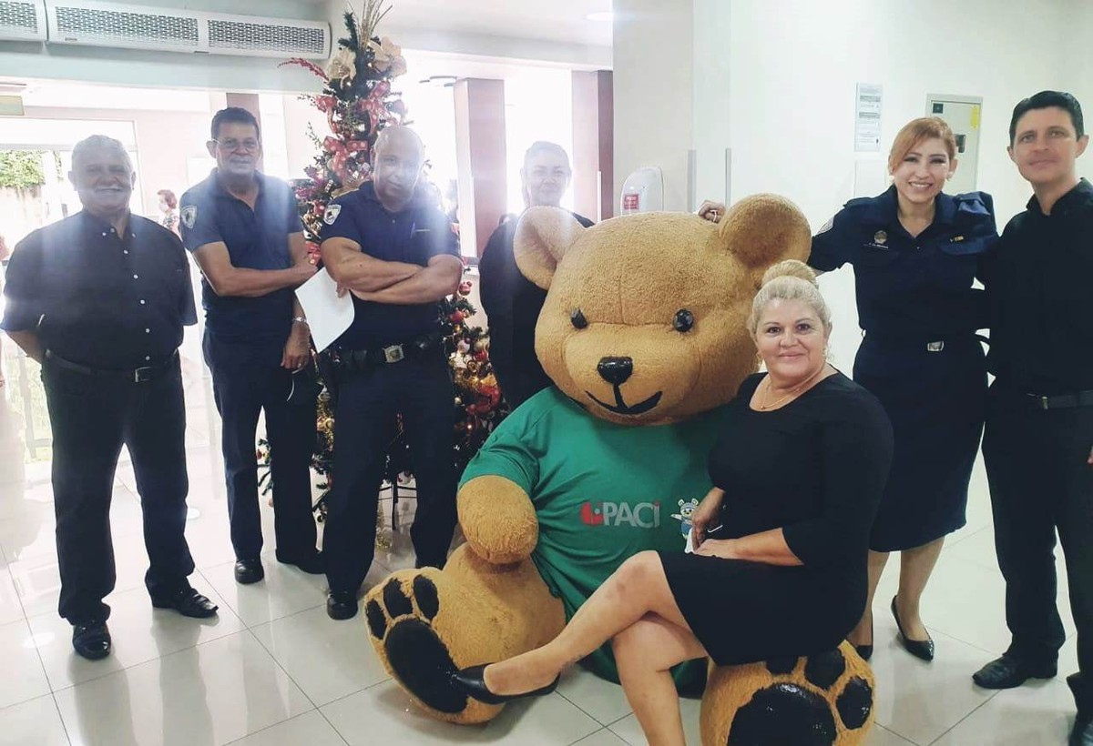 Coral da GCM de Sorocaba realiza apresentação especial de Natal para ...