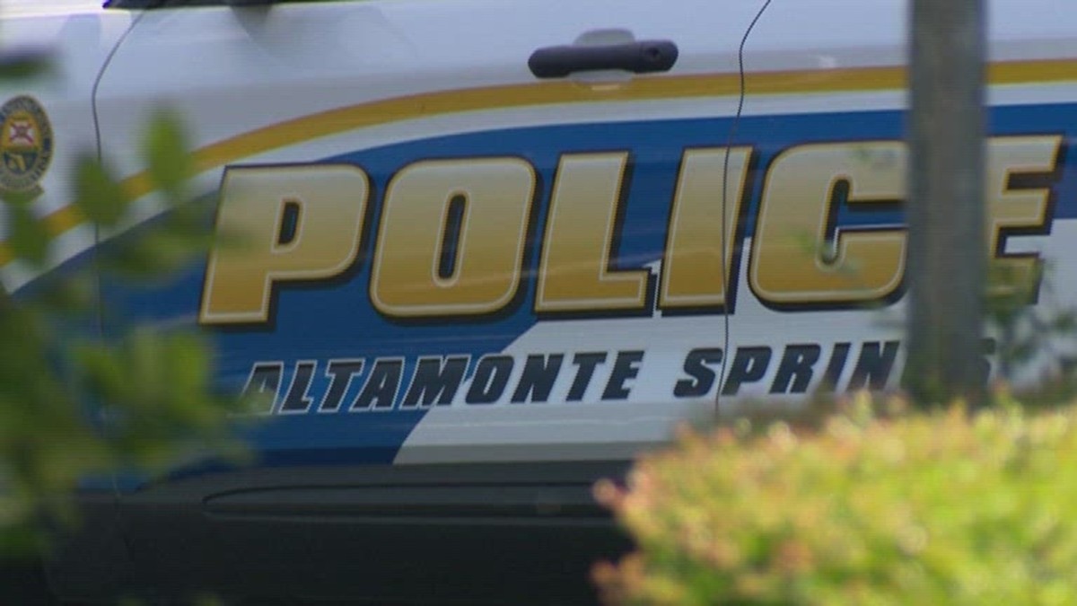 Adolescente mata a irmã de 3 anos nos EUA após mãe pedir silêncio para ...