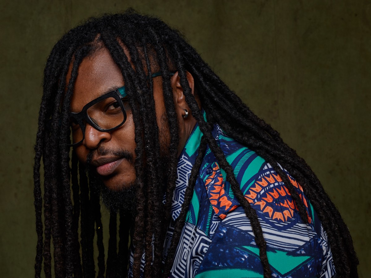 Cria do samba carioca, Nego Alvaro canta Moacyr Luz e Sereno no segundo ...