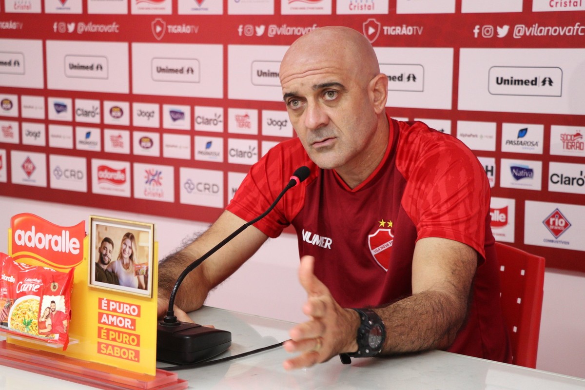 Schulle diz que Vila não tem opção a não ser vencer o Operário-PR ...