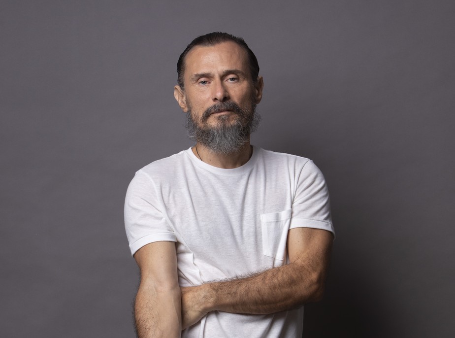 Enrique Diaz terá papel bem diferente em série espírita do Globoplay ...