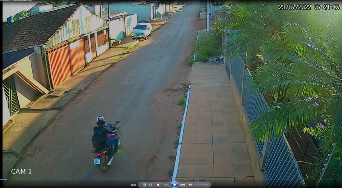 Câmeras De Segurança Ajudam A Identificar Suspeito De Matar Homem Em