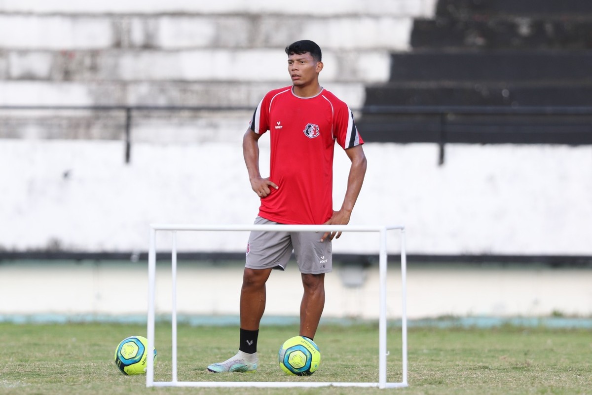 "Ben 10" e cia? Base do Santa Cruz se destaca com gols em pré-temporada ...