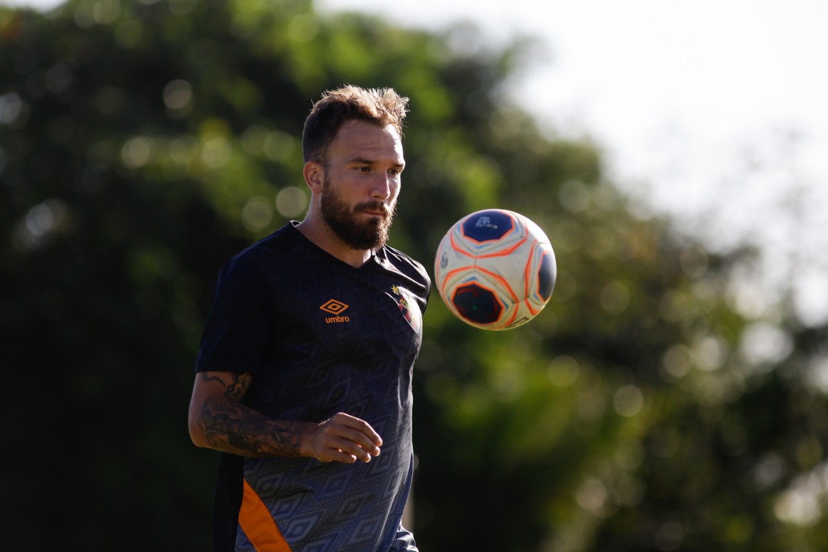 Willian Farias deixa o Sport para jogar nos Emirados Árabes | futebol | ge