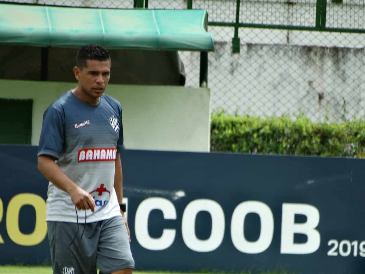 Beto explica idas e vindas e quer devolver alegria de jogar ao Tupi ...