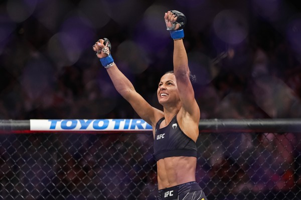 Após inatividade, Natália Silva mostra alívio com estreia no UFC ...