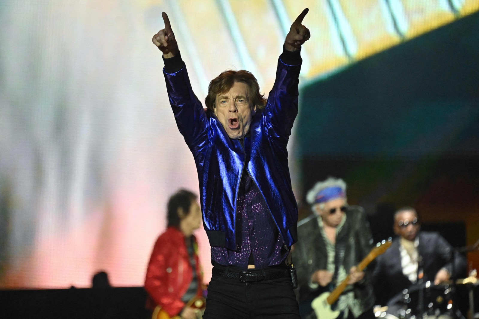 Mick Jagger celebra 80 anos em plena atividade, com festa em Londres e ...