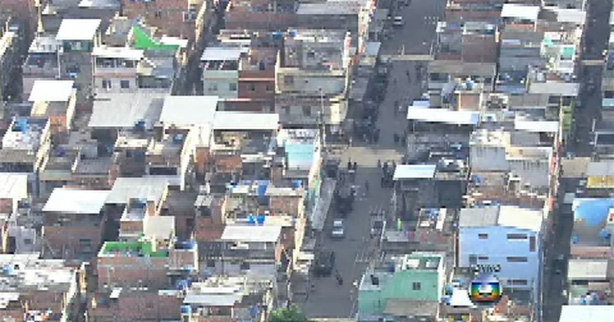 G1 - Conjunto de Favelas da Maré é ocupado para instalação de UPP ...