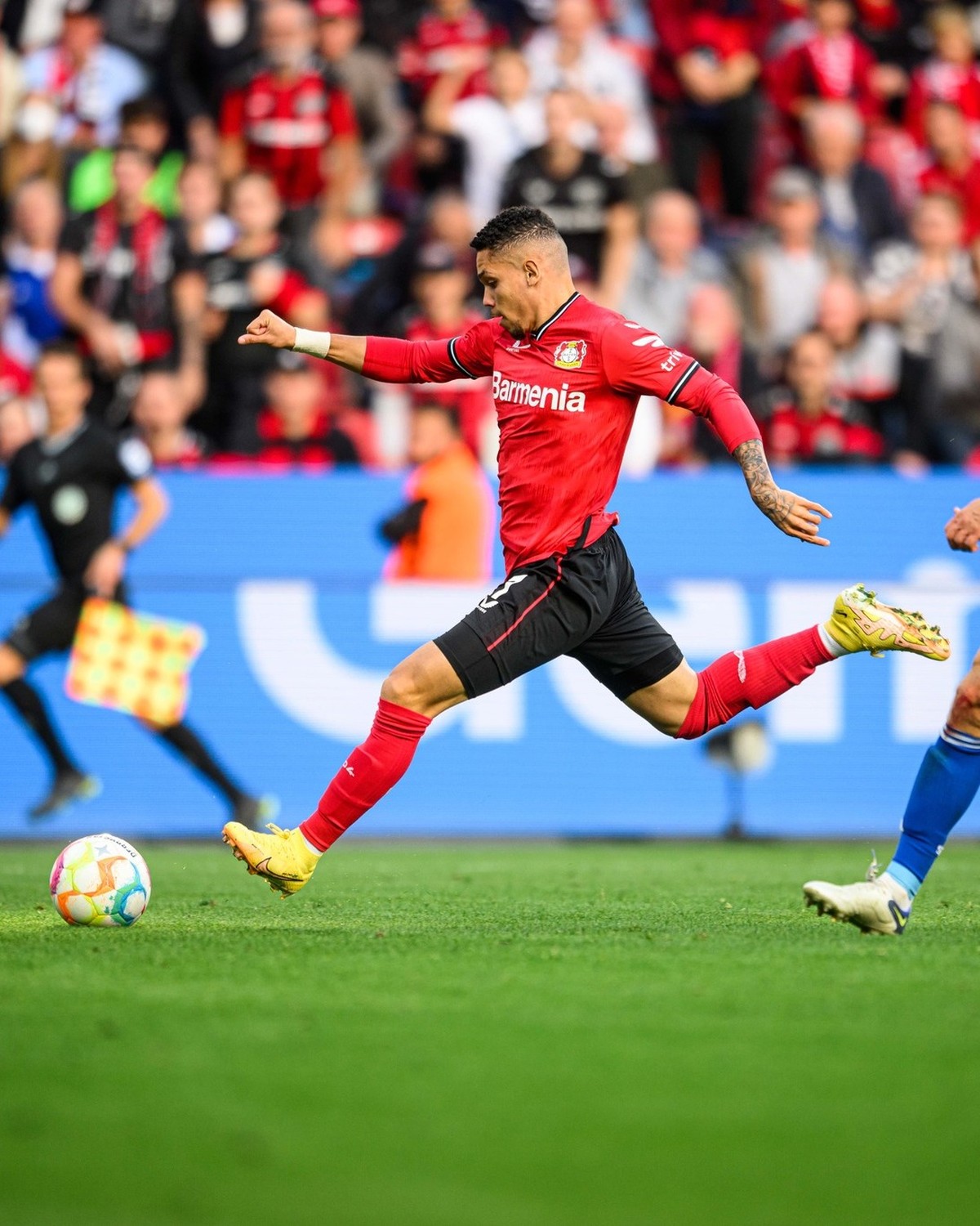 Alvo do Atlético-MG, Paulinho faz gol e 