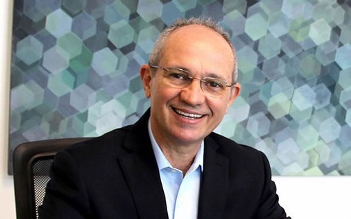 Em livro, Hartung aponta agenda para o Brasil e reforça a importância ...