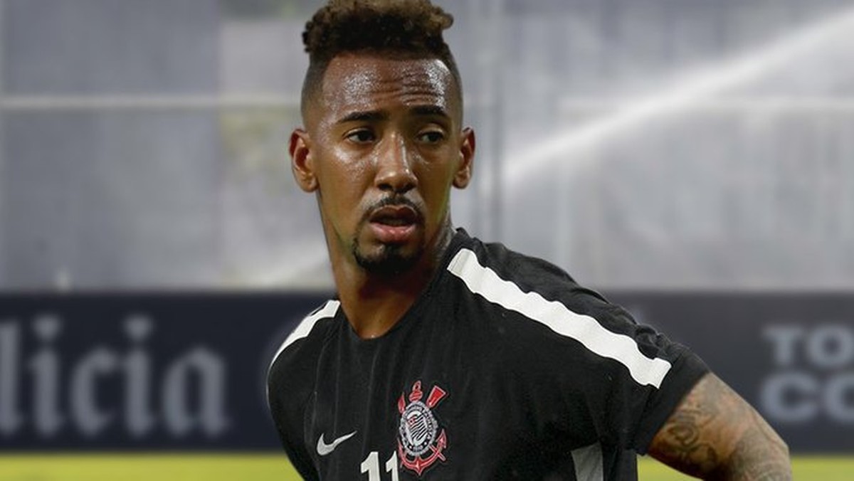 Boateng lista clubes brasileiros que conhece, e Corinthians interage ...
