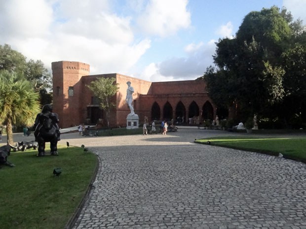 G1 - Passeio pelo Instituto Ricardo Brennand prepara para o Enem ...