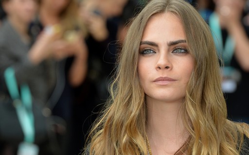 Cara Delevingne diz que sua memória mais antiga de infância é com ela ...