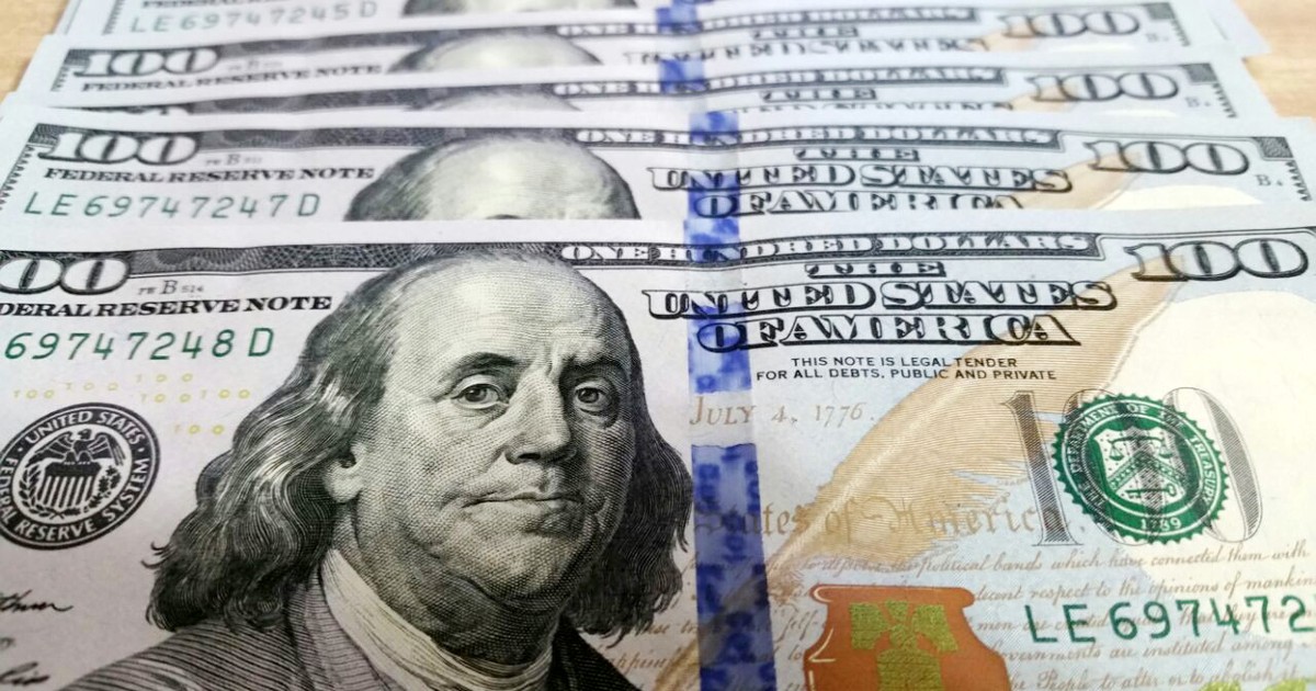 G1 - Dólar passa a oscilar entre leves altas e baixas - notícias em ...