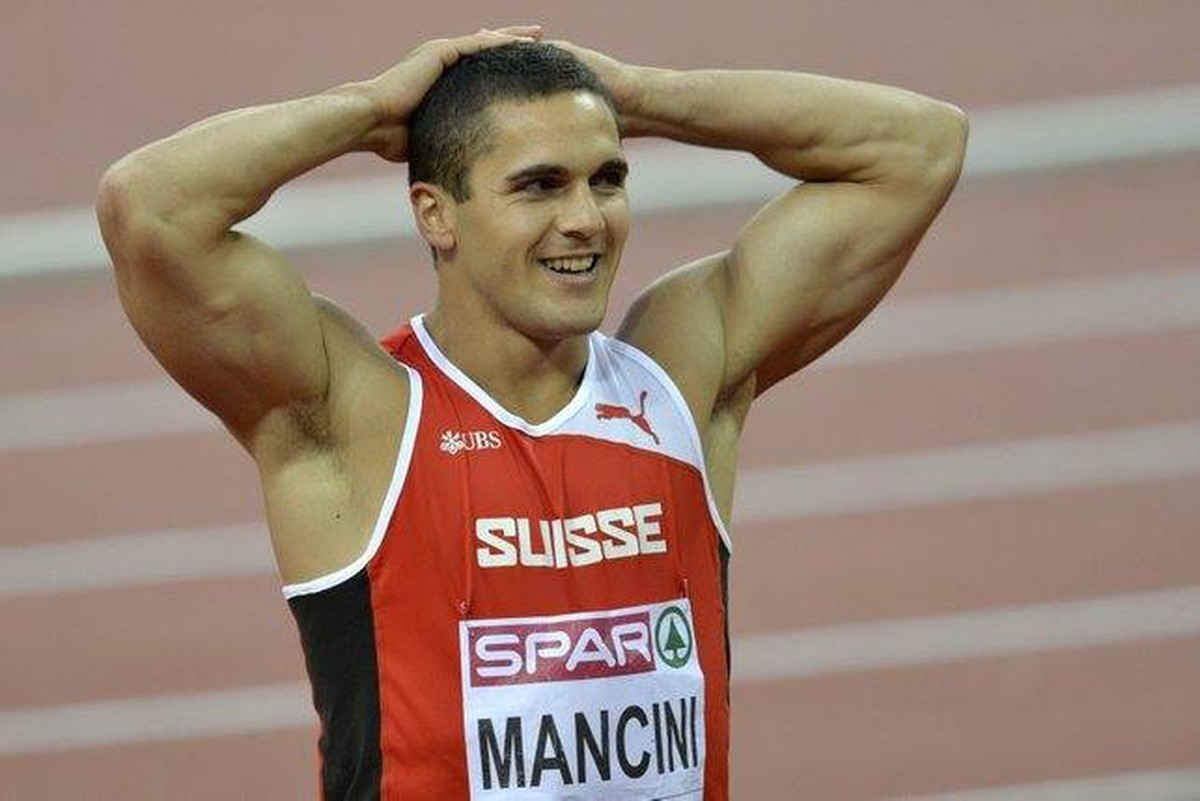 Após exclusão por ações racistas e nazistas, suíço é convocado para o ...