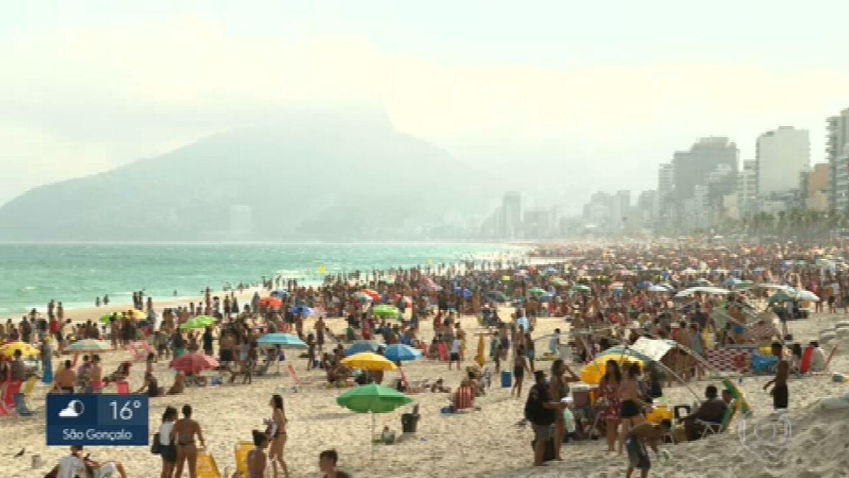 Sábado de sol tem praias lotadas no Rio | Rio de Janeiro | G1