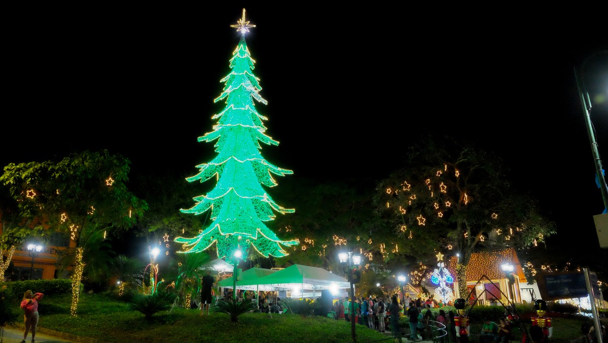 🎅🏻🎄 FOTOS: veja a decoração de Natal nas cidades do Sul do Rio e Costa ...