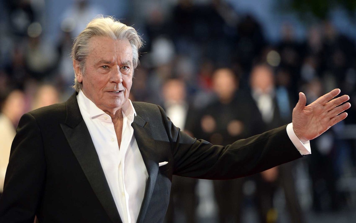 Ator francês Alain Delon anuncia fim da carreira, aos 81 anos | Cinema | G1