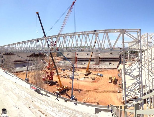 Fifa divulga novas imagens das obras dos estádios para a Copa de 2014 ...