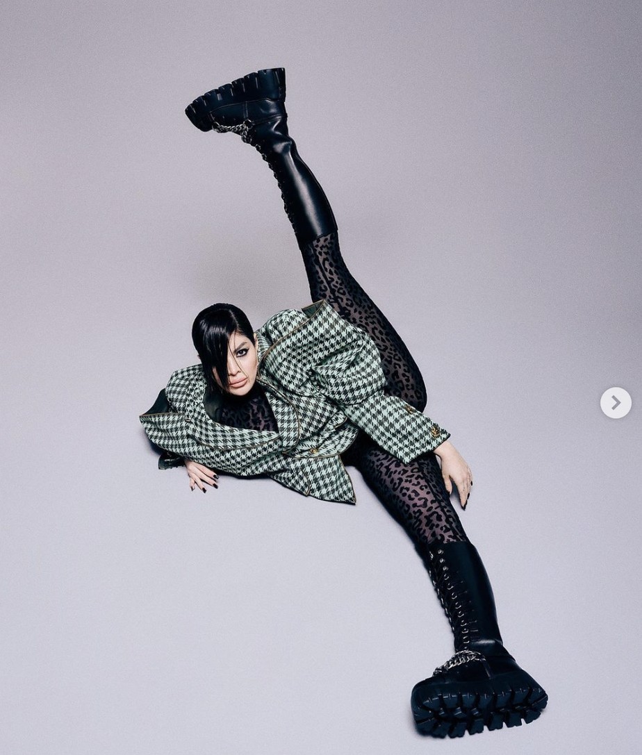 Rock star? Gkay posta novo vídeo e fotos nas redes sociais e fãs ...