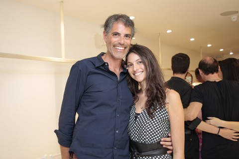 LOVE TOGETHER e Amir Slama