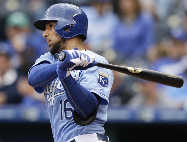 Paulo Orlando faz sua estreia na MLB, e Royals vencem o White Sox ...