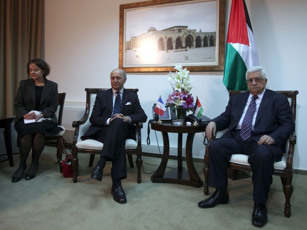 G1 - Abbas pede mais manifestações pacíficas contra 'agressão ...