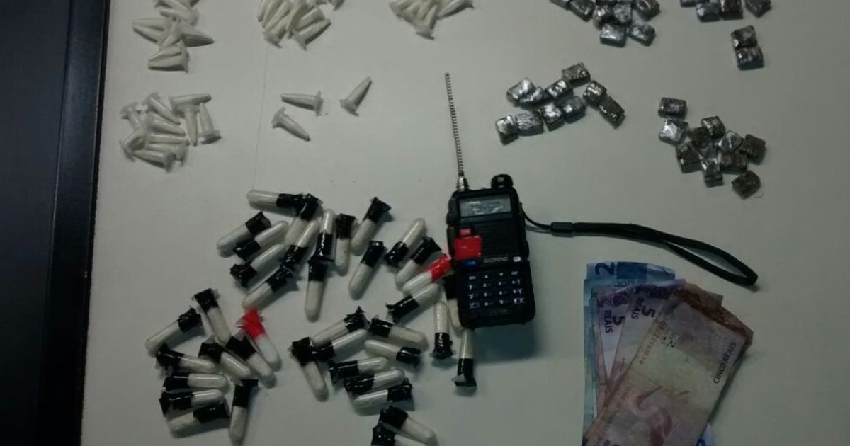 G1 - Jovem tenta fugir, mas é preso com cocaína em Angra dos Reis, RJ - notícias em Sul do Rio e ...