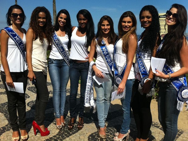 G1 - Representantes do concurso de Miss do Rio param o calçadão de ...