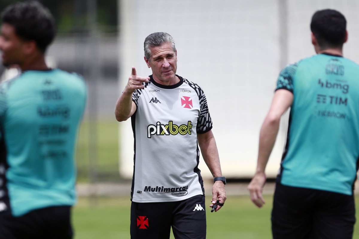 Com Tabela Difícil Pela Frente Vasco Tem Dois Adversários Que Estão No