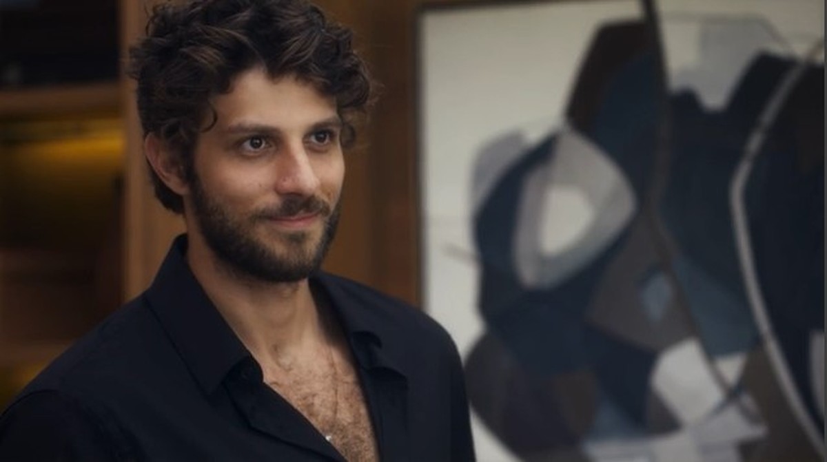 Ari flagra Brisa e Oto juntos em Travessia | Travessia | gshow