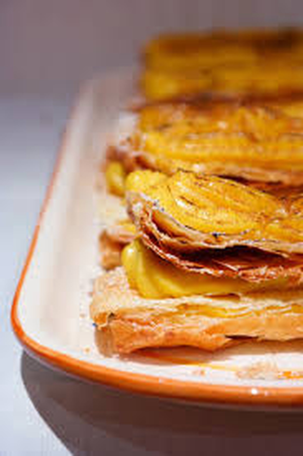 mil-folhas de nata com doce -de-leite | Doces e sobremesas | Receitas