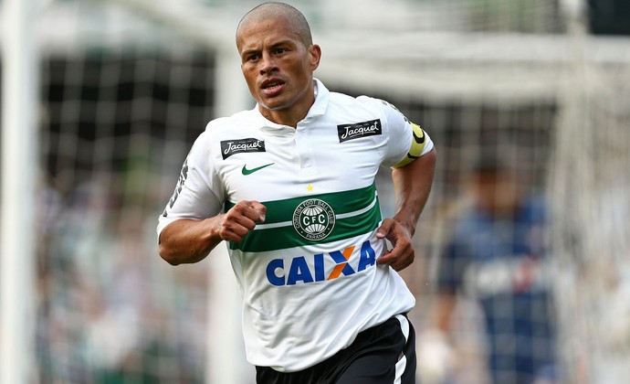 Alex fala em frio na barriga e escolhe os três Atletibas marcantes da ...