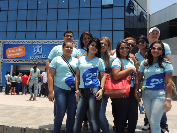 G1 - Primeiros alunos chegam ao Chevrolet Hall para o aulão - notícias ...