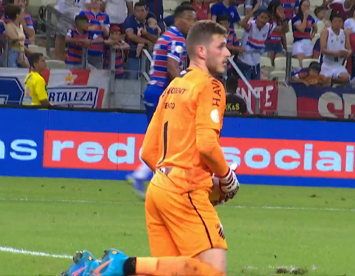 Atuações do Athletico: Bento se destaca no empate com o Fortaleza; veja ...