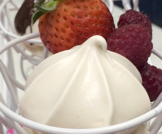 Comemore o Dia de São Cosme e Damião com um delicioso Suspiro ...