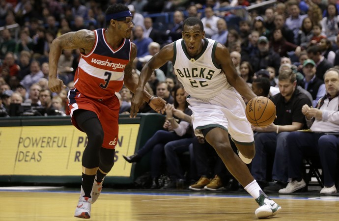 Nenê vai bem, mas Wizards caem para Bucks e veem playoffs mais longe