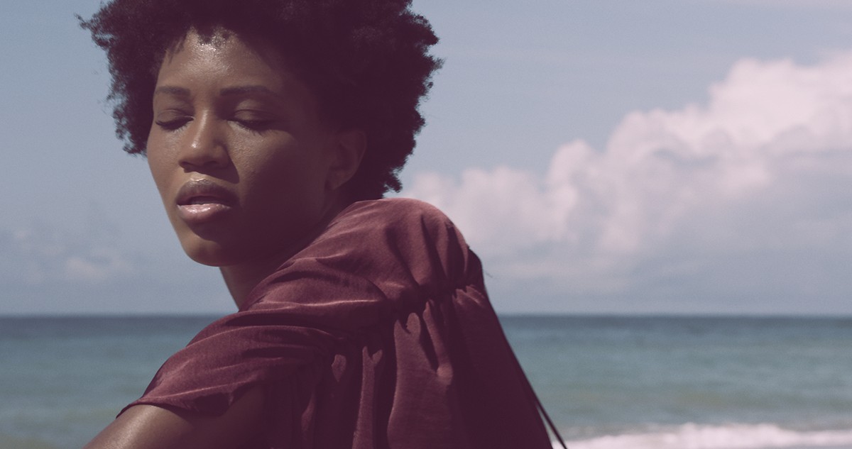 Luedji Luna anuncia o segundo álbum, ‘Bom mesmo é estar debaixo d’água ...