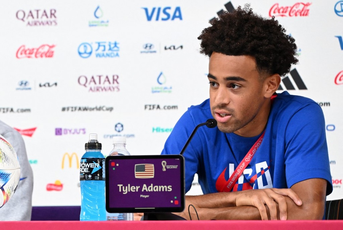 Capitão mais novo da Copa, americano Tyler Adams lidera pelo exemplo: "As pessoas ouvem ...