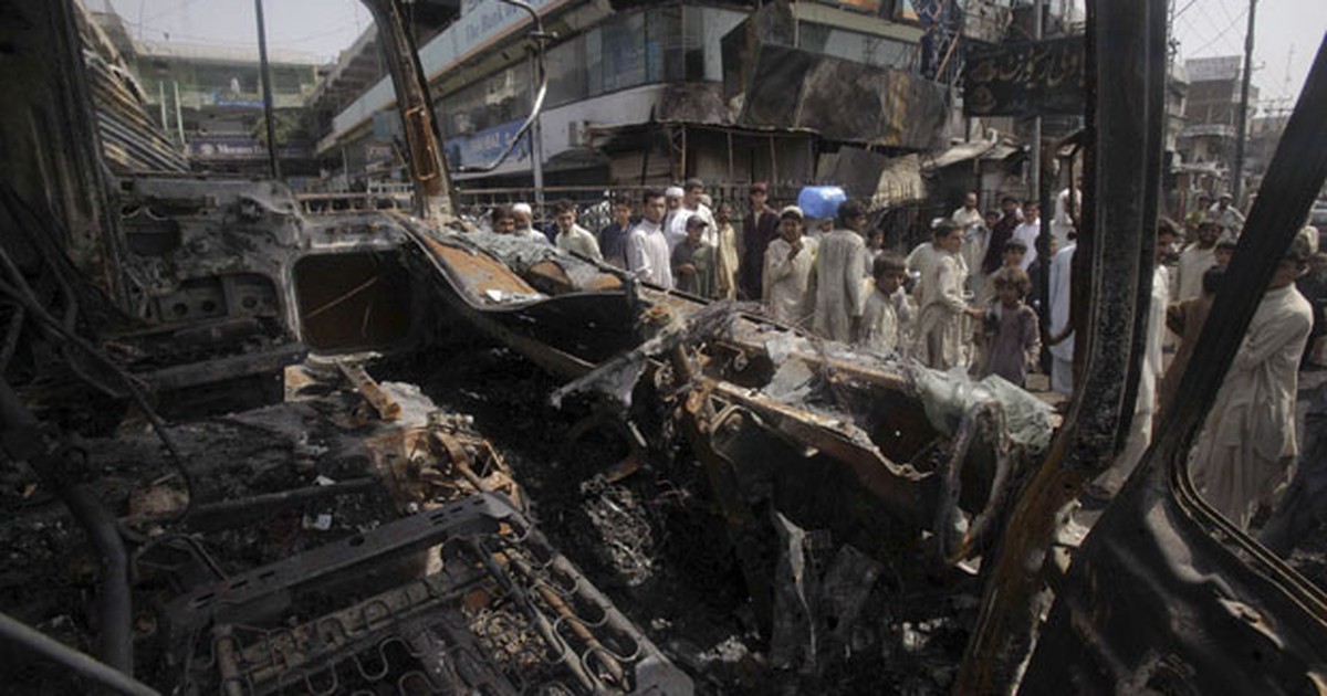 G1 - Explosão de caminhão deixa dois mortos no Paquistão - notícias em ...