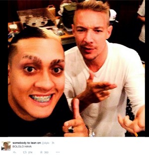 G1 - Antes do Lolla, Diplo e Skrillex se rendem ao 'Bololo' do MC Bin ...