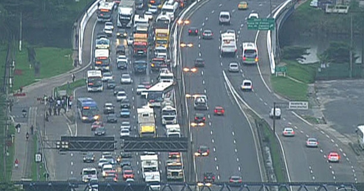 G1 - Motorista enfrenta congestionamento na BR-040 na manhã desta ...